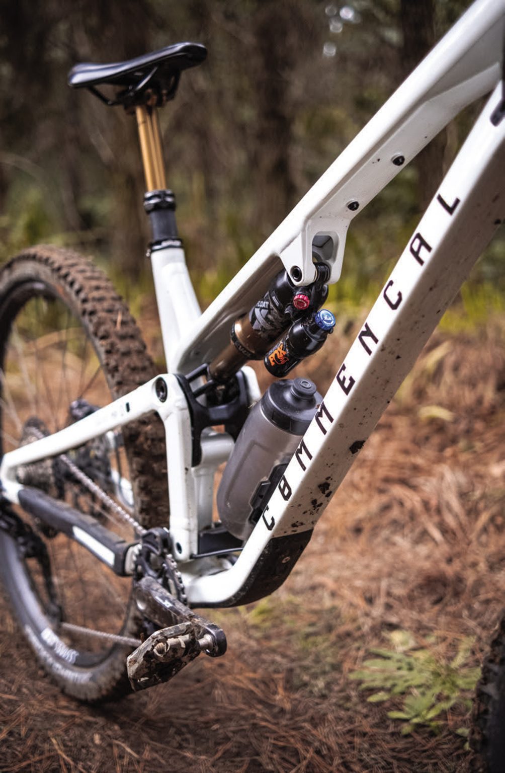 Commencal Meta V5 - NZ Mountain Biker Magazine
